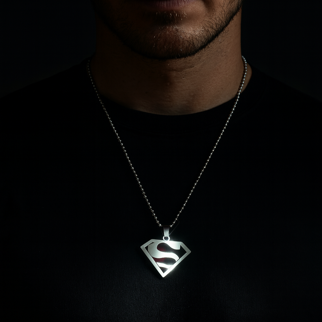Urthn Superhero Superman Chain Pendant – JewelEMarket